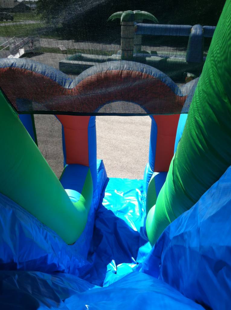 Dash-N-Slide – Inflatable Fun