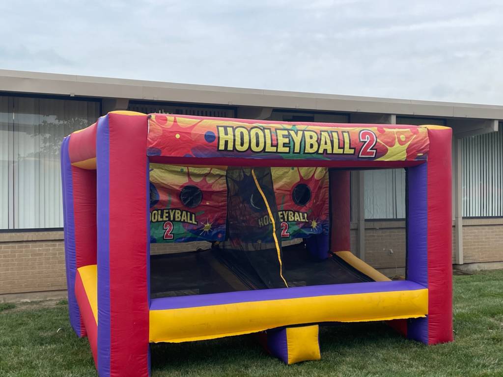 Hooley Ball – Inflatable Fun